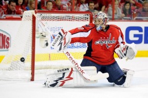 Michael Neuvirth Latest to Request Trade