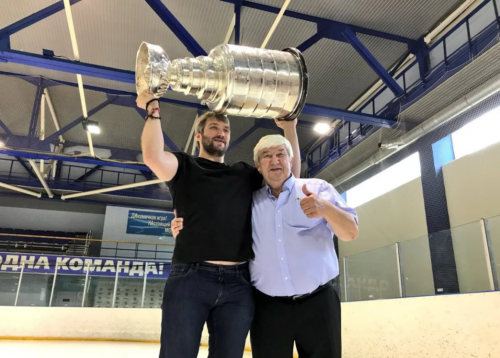 Alex Ovechkin has announced the death of his father, Mikhail, at the age of 71